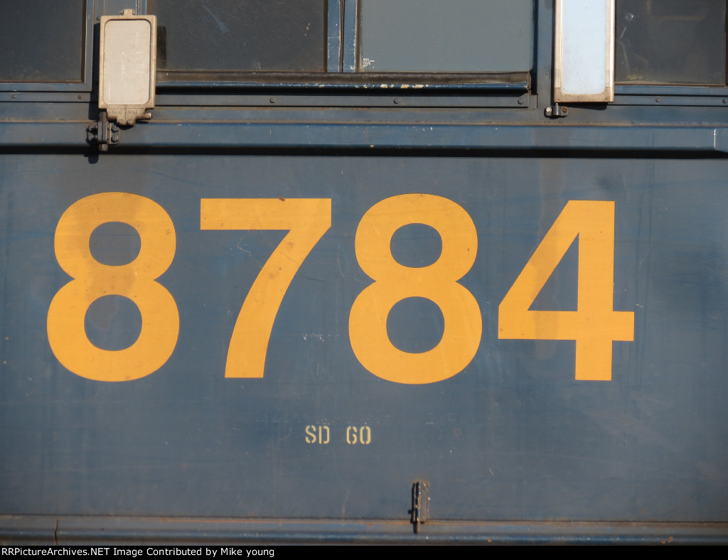 CSXT 8784